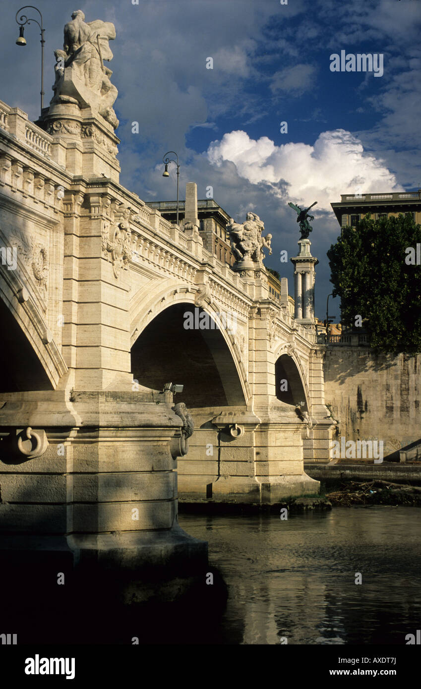 Angel bridgearchitecture hi-res stock photography and images - Alamy