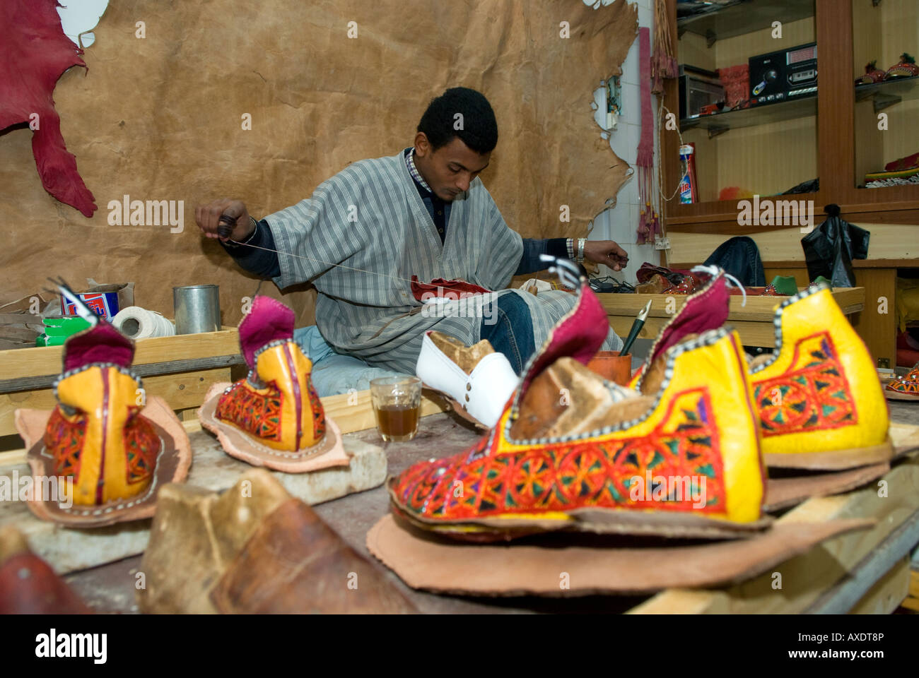 Shoe making at the Bin Yedder workshop Ghadames Libya Stock Photo - Alamy