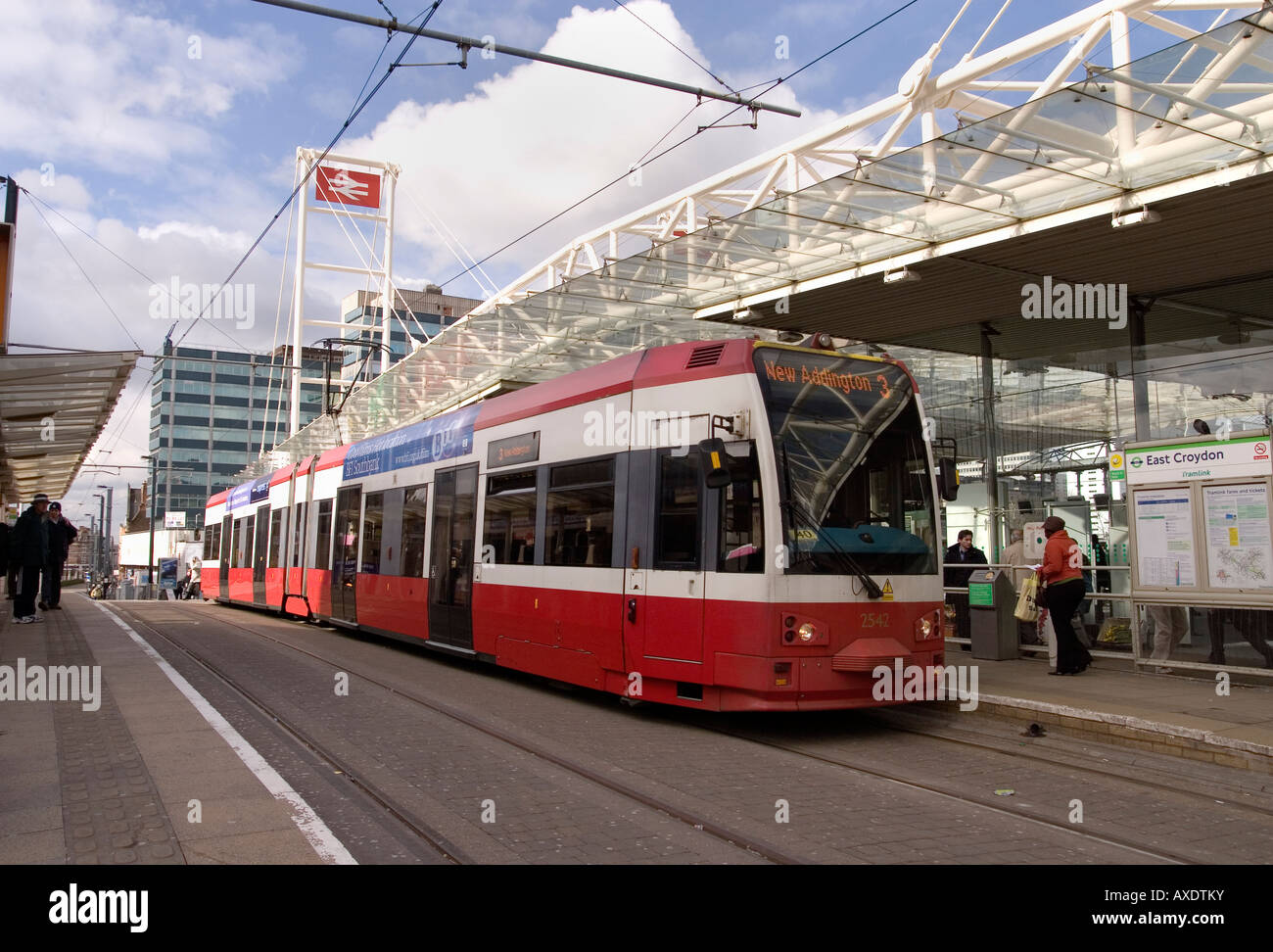 London tram hi-res stock photography and images - Alamy