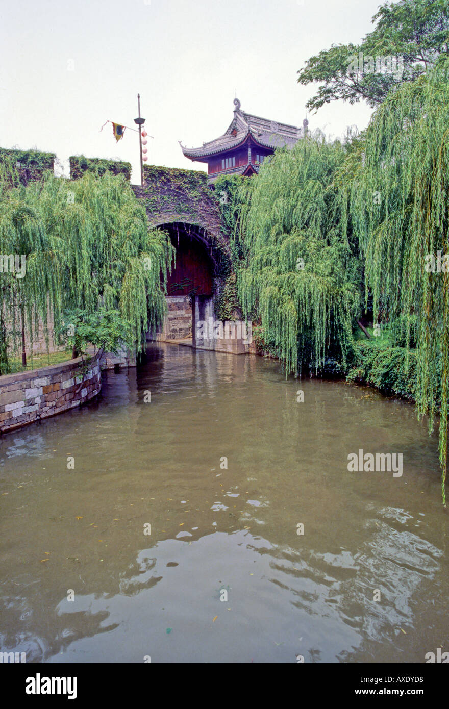 Tang china grand canal hi-res stock photography and images - Alamy
