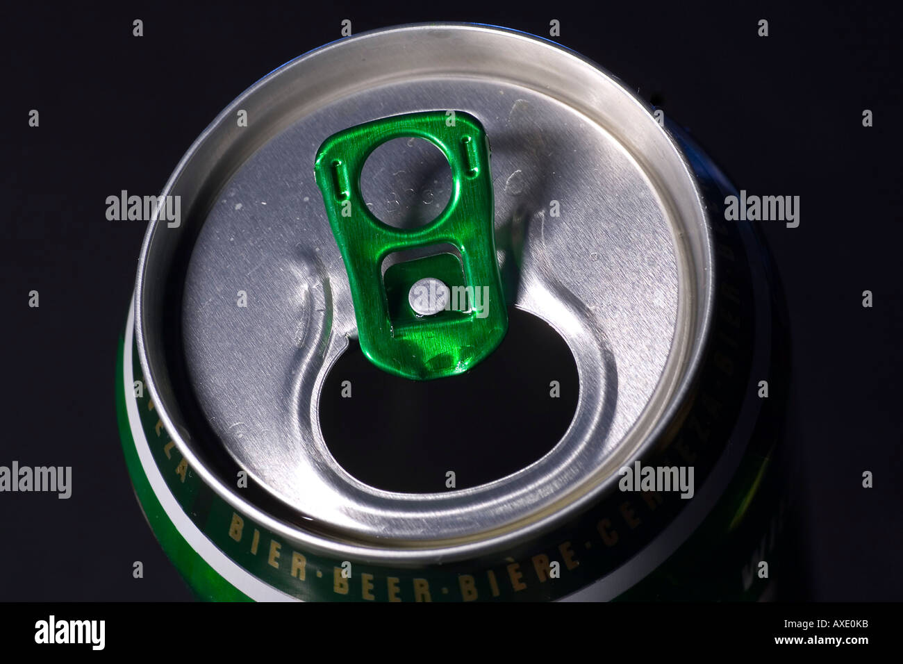 Green ring pull of a tin can Stock Photo - Alamy