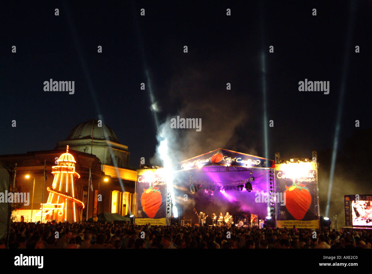 Thriving society hi-res stock photography and images - Alamy