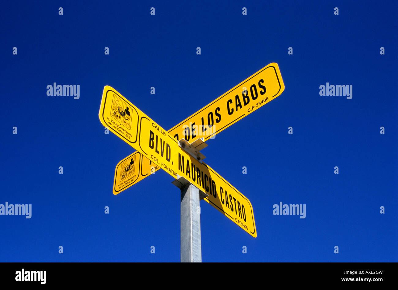 A road sign at a junction near San José del Cabo, Los Cabos, Mexico ...