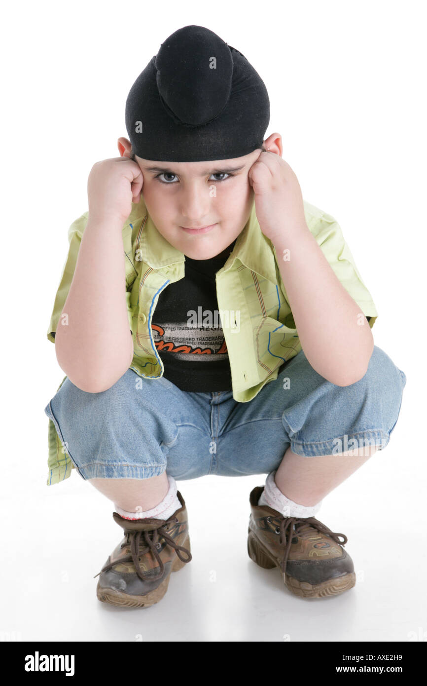 Indian kids posing camera india hi-res stock photography and images - Alamy