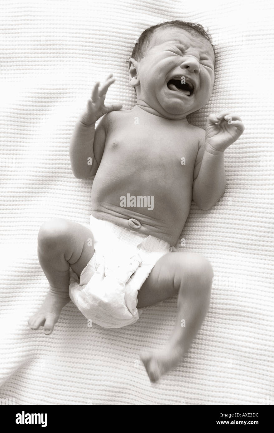 Baby nappy cry hi-res stock photography and images - Alamy