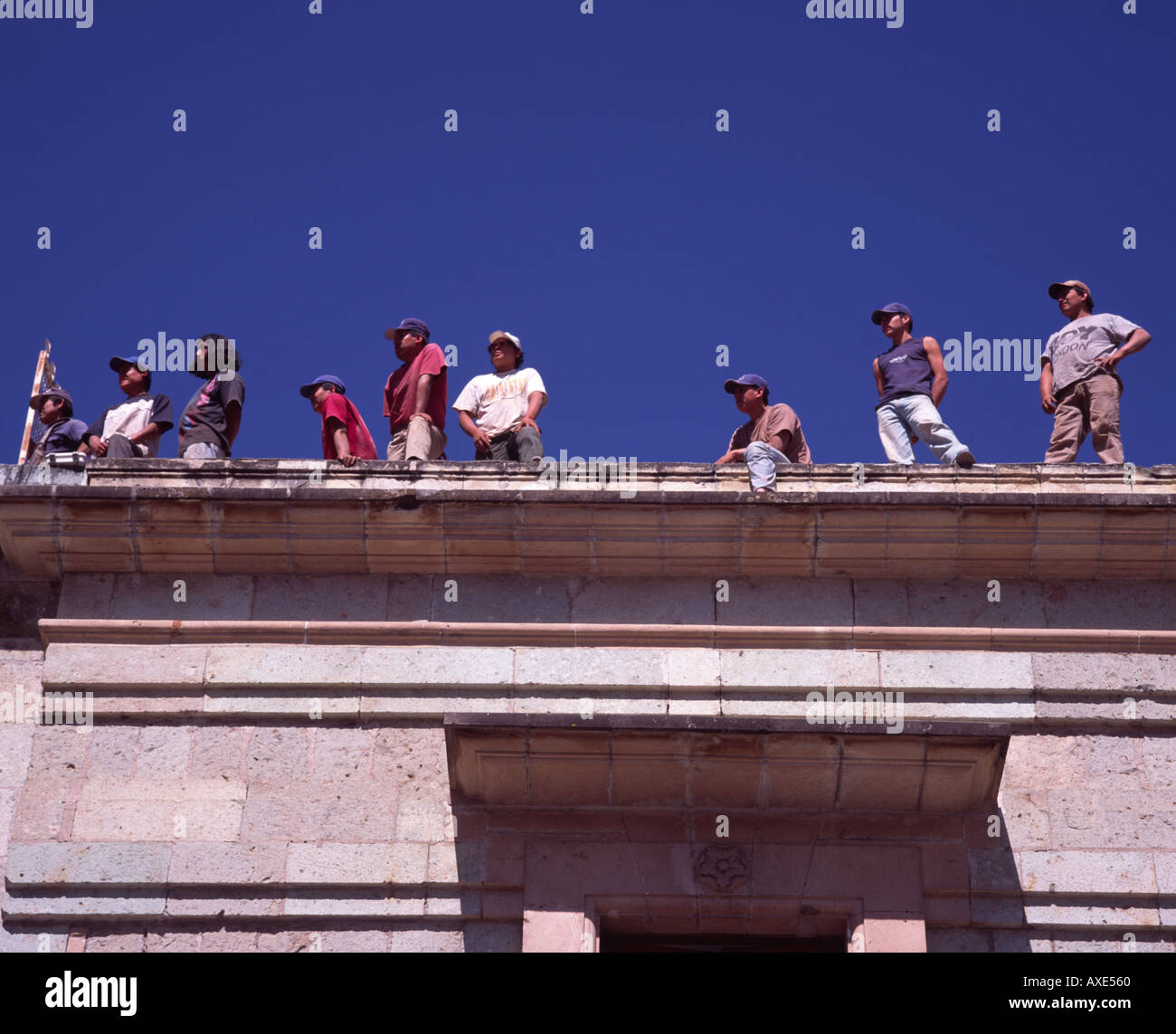 Rooftop builders hi-res stock photography and images - Alamy