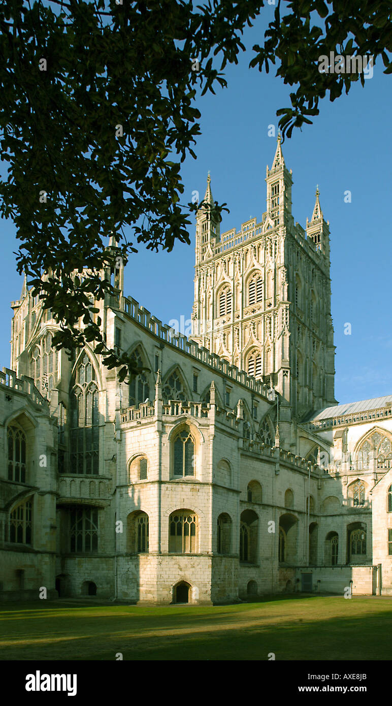 Gloucester cathedral carving hi-res stock photography and images - Alamy