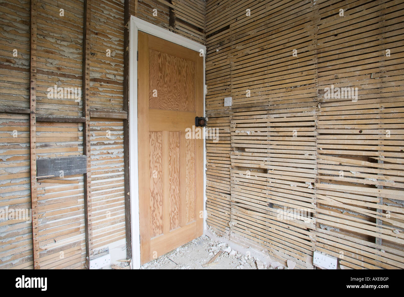 Lathe and plaster hi-res stock photography and images - Alamy