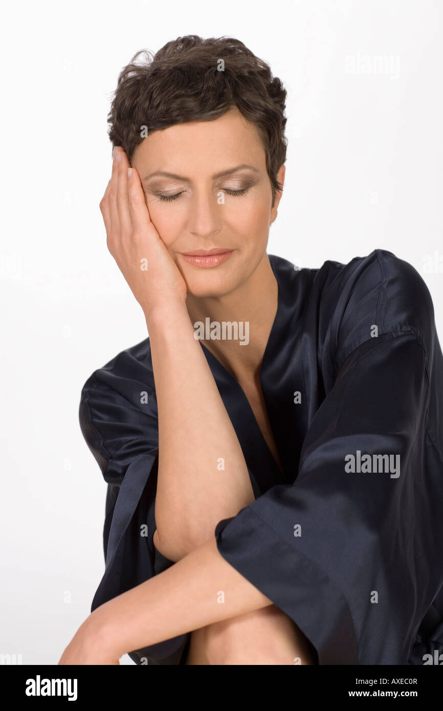 Woman with headache, portrait Stock Photo - Alamy