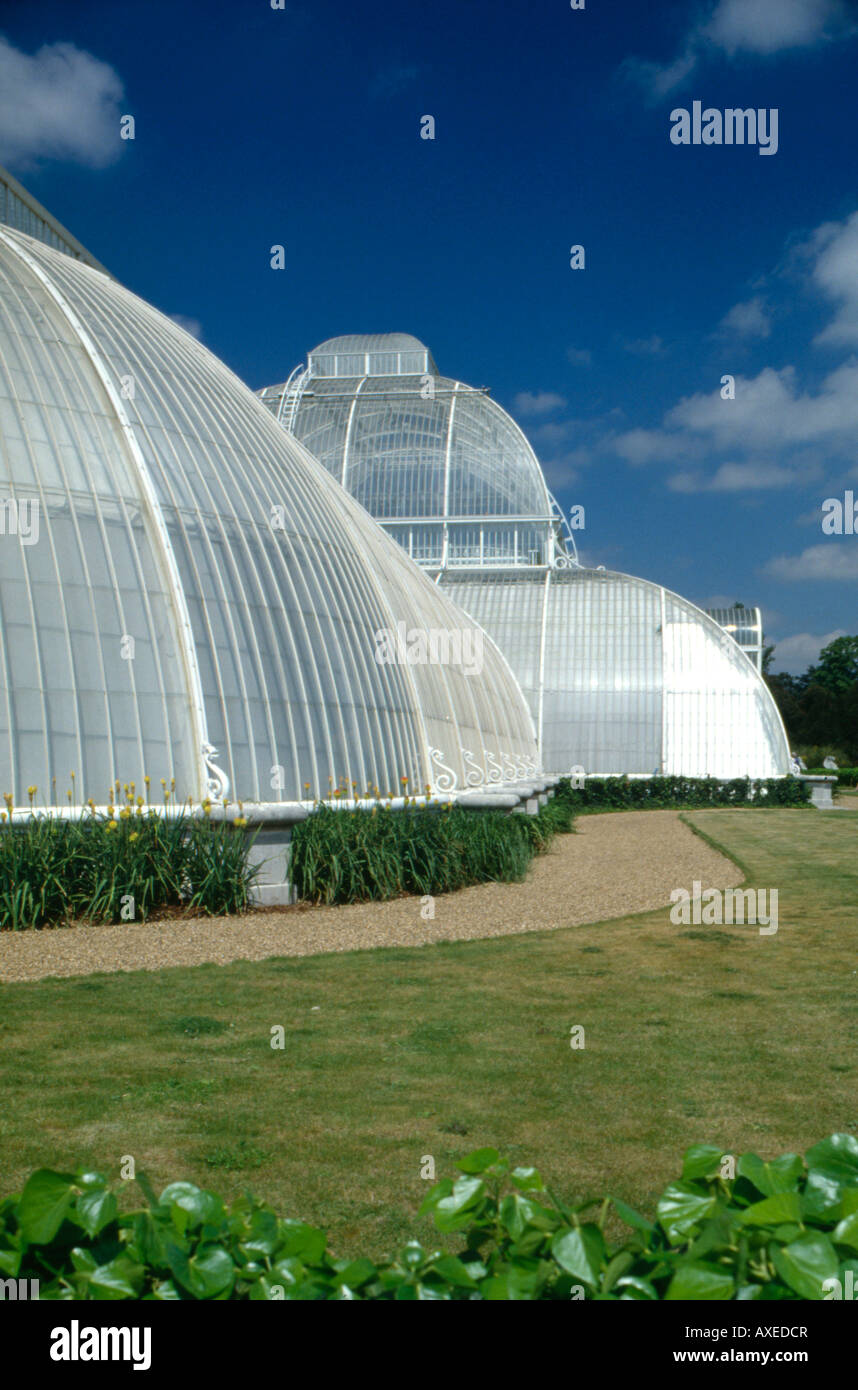 Royal Botanic Gardens Kew, London - The Palm House (1844-8). Architect ...