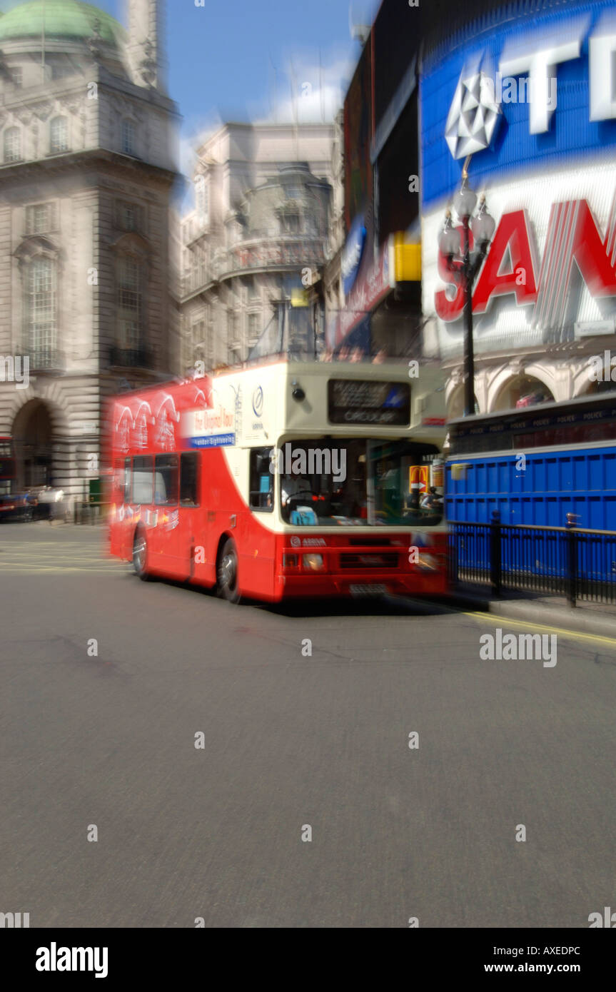 red routemaster bus; black cab; taxi, Picccadilly circus; London ...