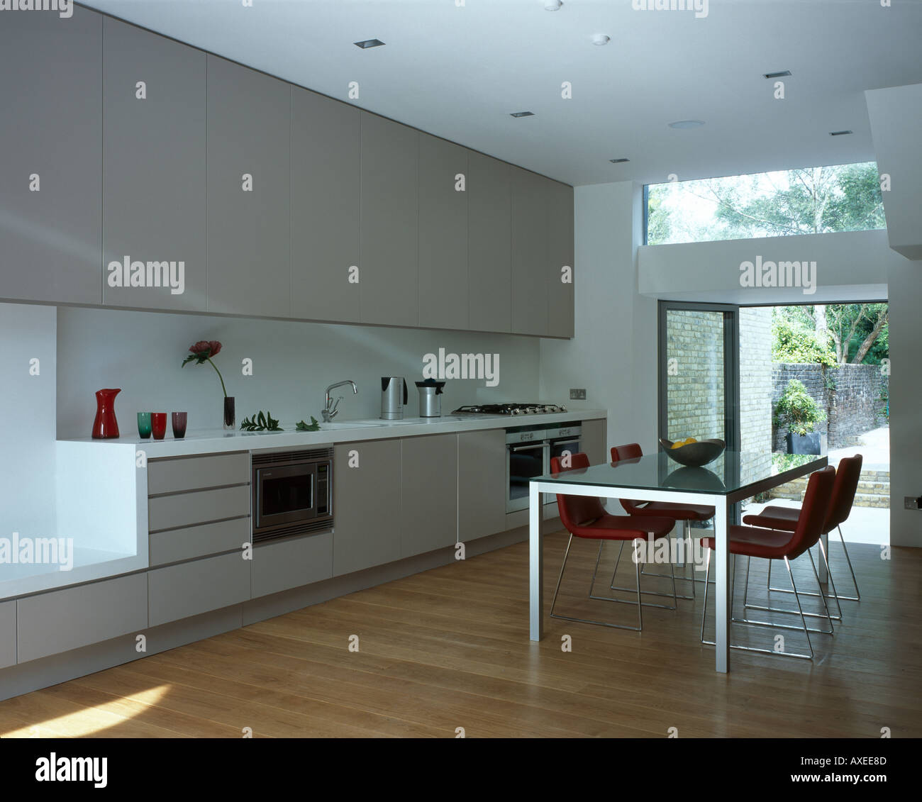 House Extension, Chiswick. Kitchen. Architect: David Mikhail Architects ...