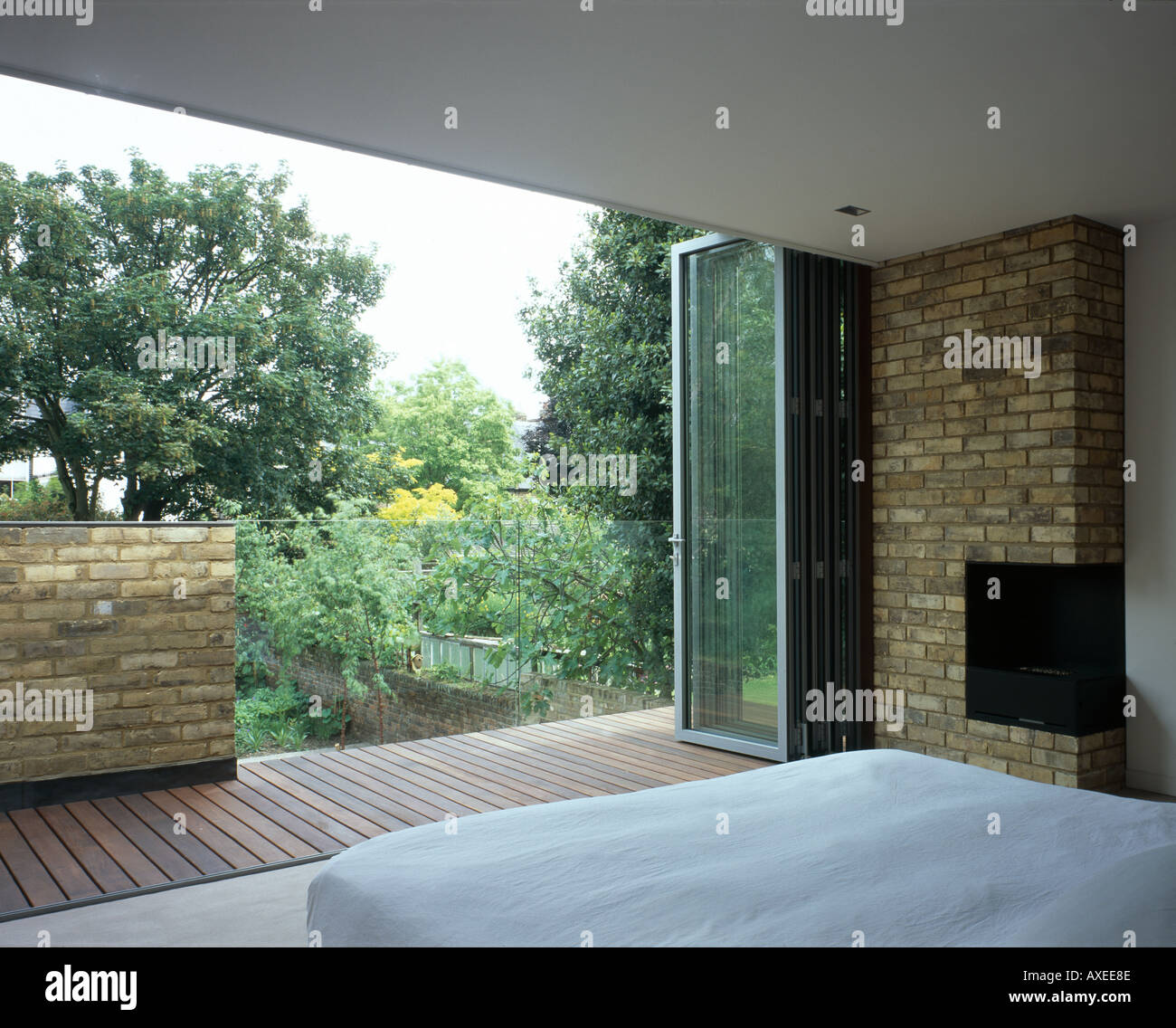 House Extension, Chiswick. Bedroom. Architect: David Mikhail Architects ...