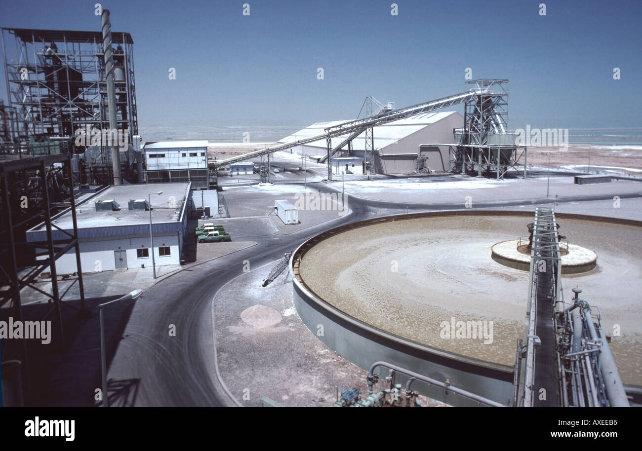 Potash processing plant on Jordanian side of Dead Sea Stock Photo - Alamy