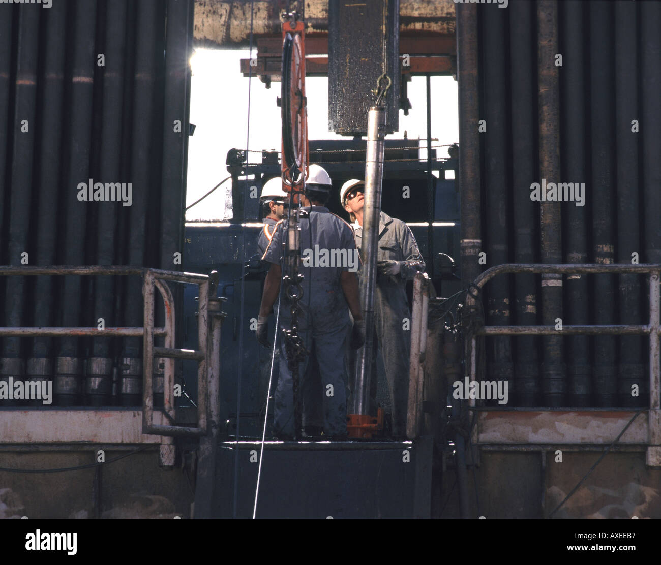 Petroluem industry workers on oil rig in Algeria Stock Photo - Alamy