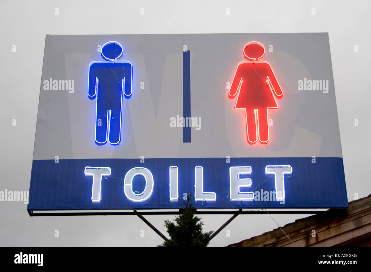 Toilet sign china hi-res stock photography and images - Alamy