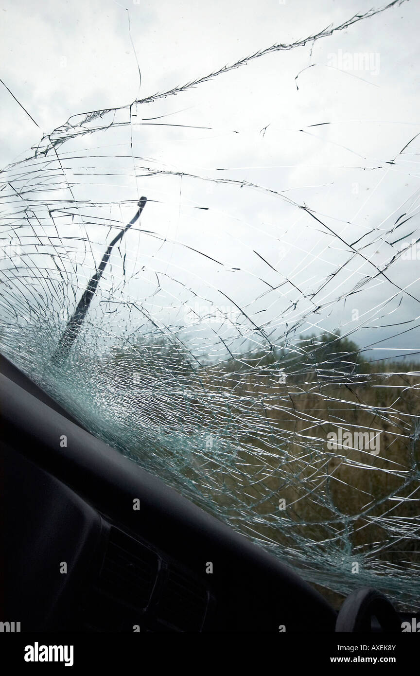 Car accient hi-res stock photography and images - Alamy