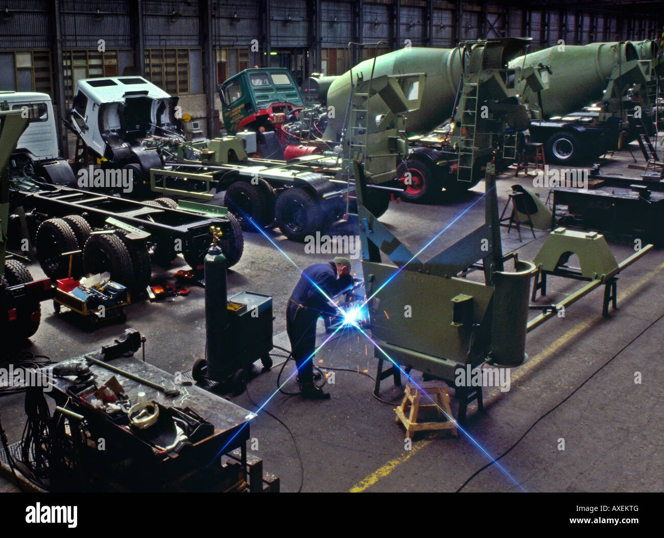 Delivery vehicles hi-res stock photography and images - Alamy