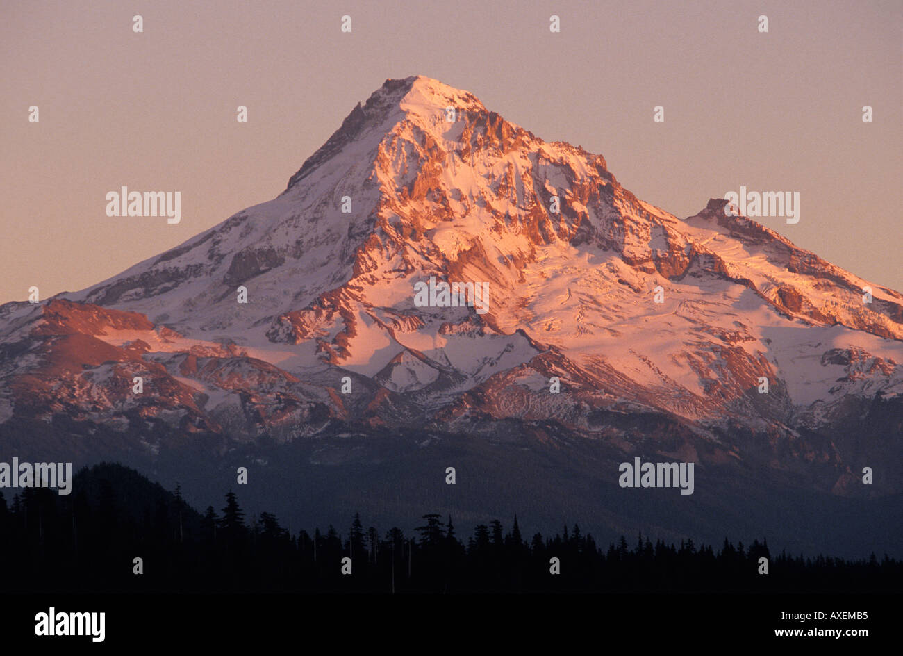 Mt Hood Oregon At Sunset Stock Photo - Alamy