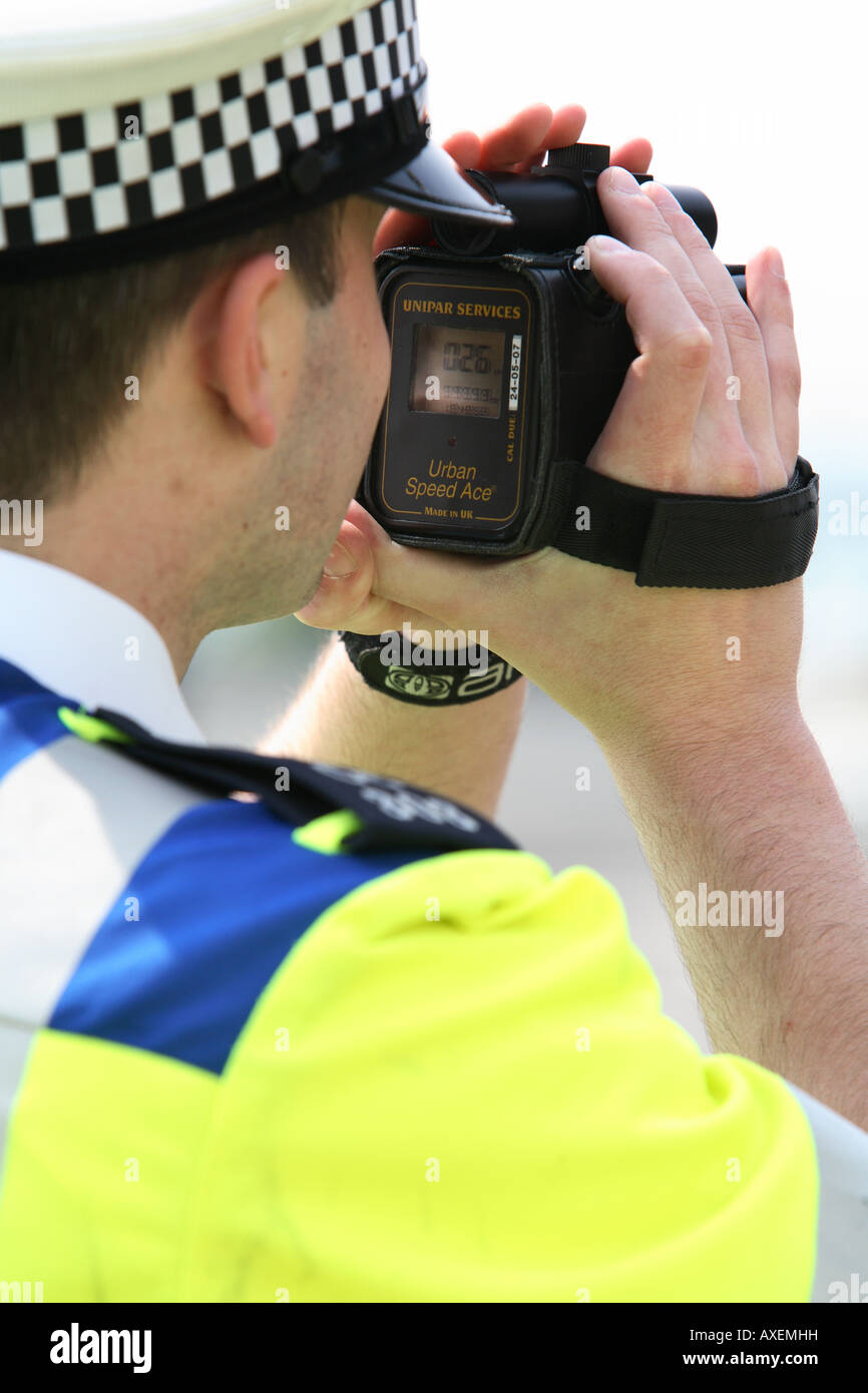 Police talking to car driver uk hi-res stock photography and images - Alamy