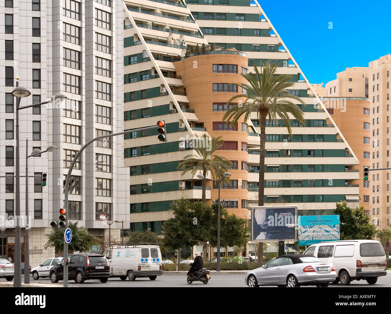 Road signs valencia spain hi-res stock photography and images - Alamy