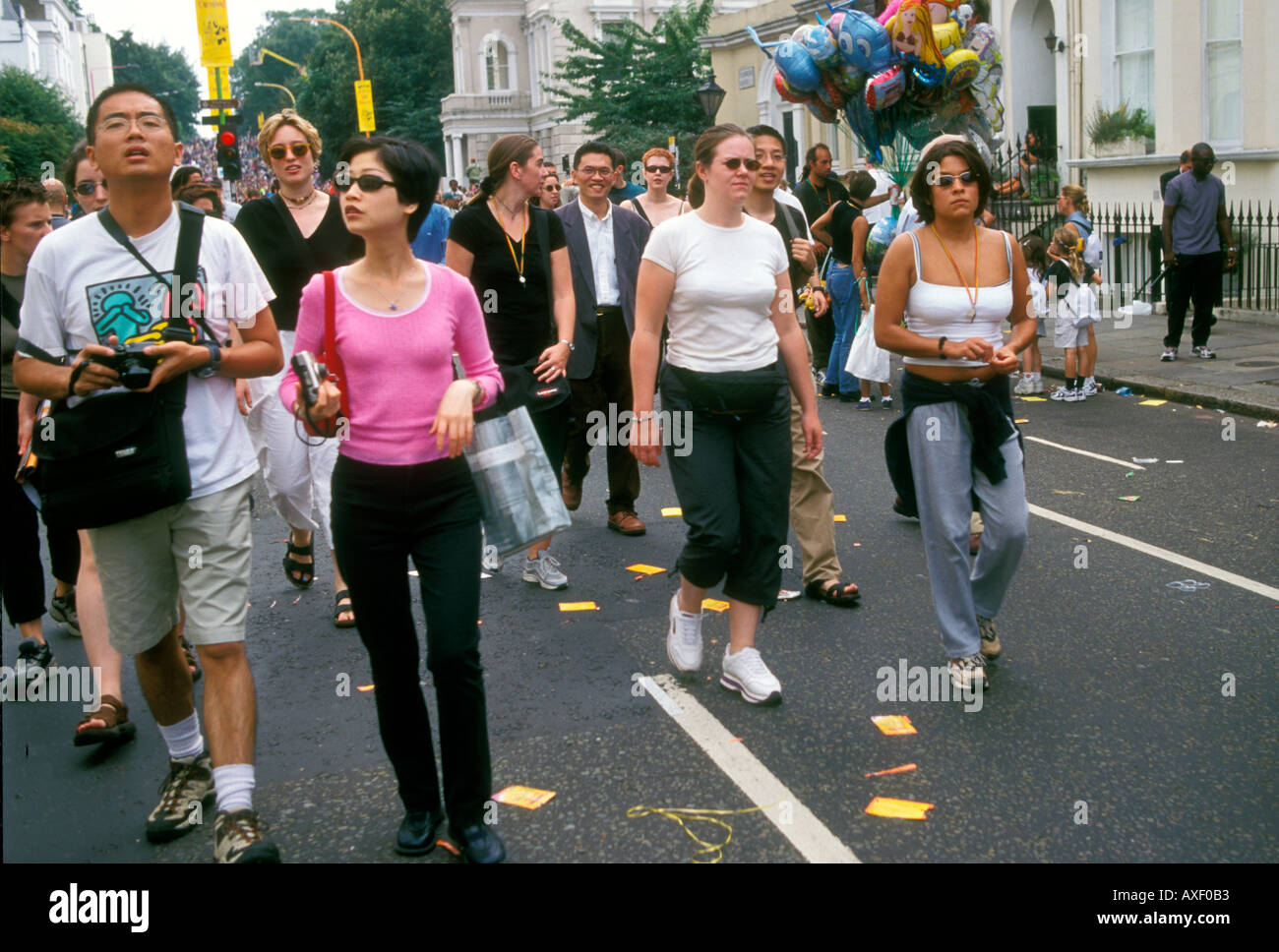 Crowded london street hi-res stock photography and images - Alamy