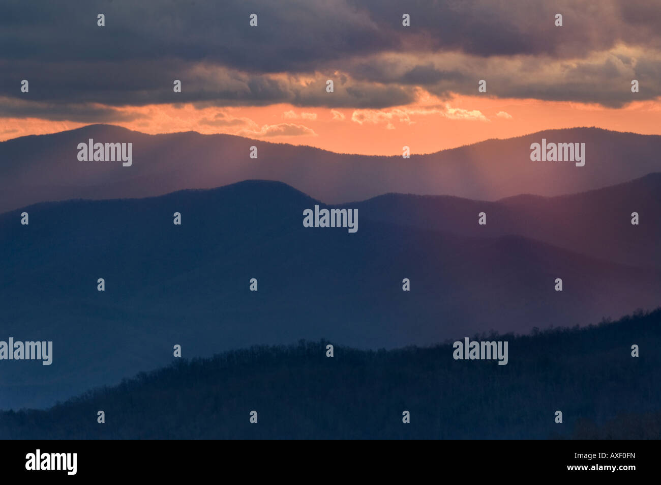 Sunrise above the great smoky mountains national park hi-res stock ...