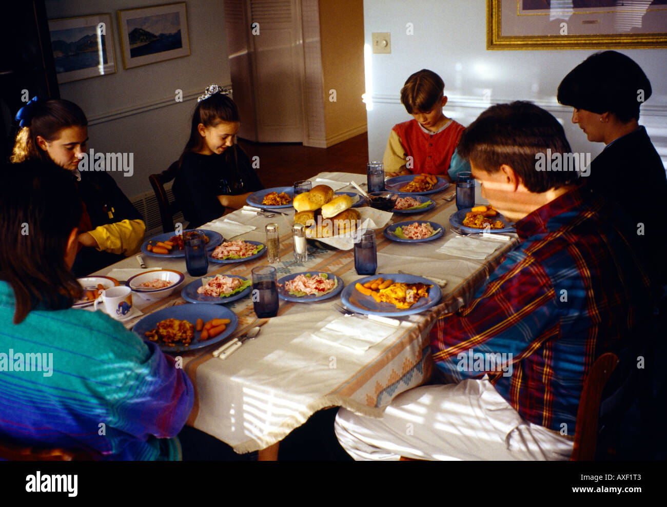 Prayer before dinner hi-res stock photography and images - Alamy