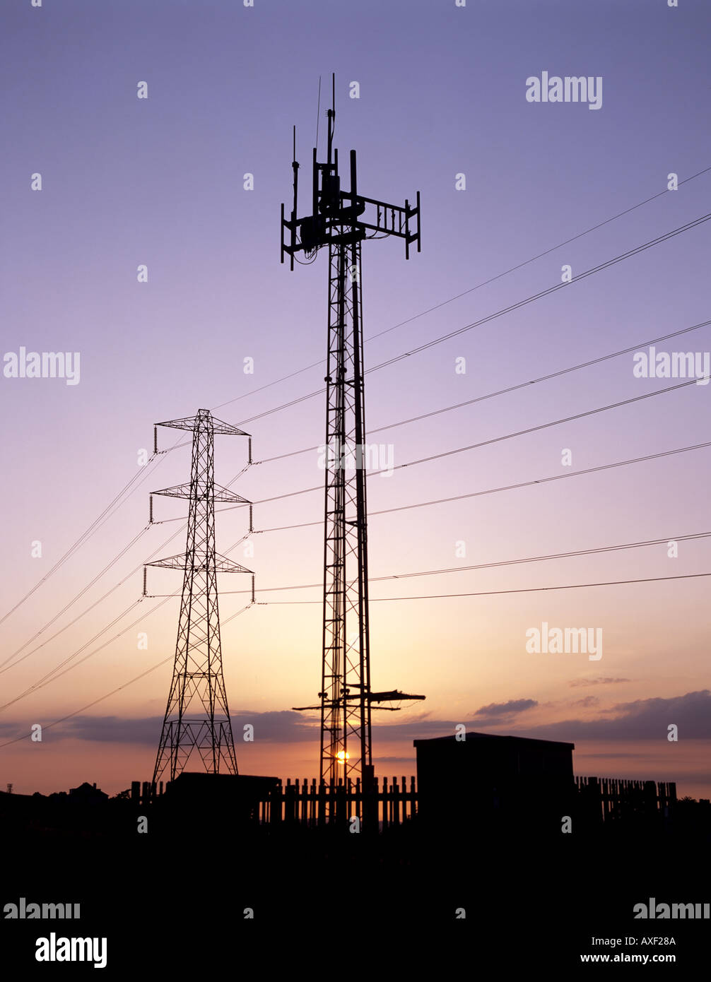 Central mast hi-res stock photography and images - Alamy
