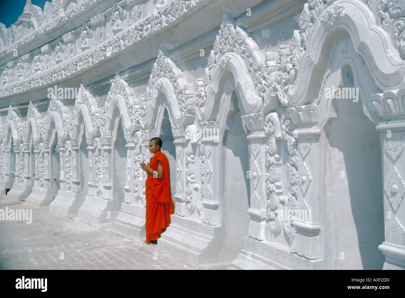 Buddhist Monk Sagaing Monastery Burma Stock Photo - Alamy