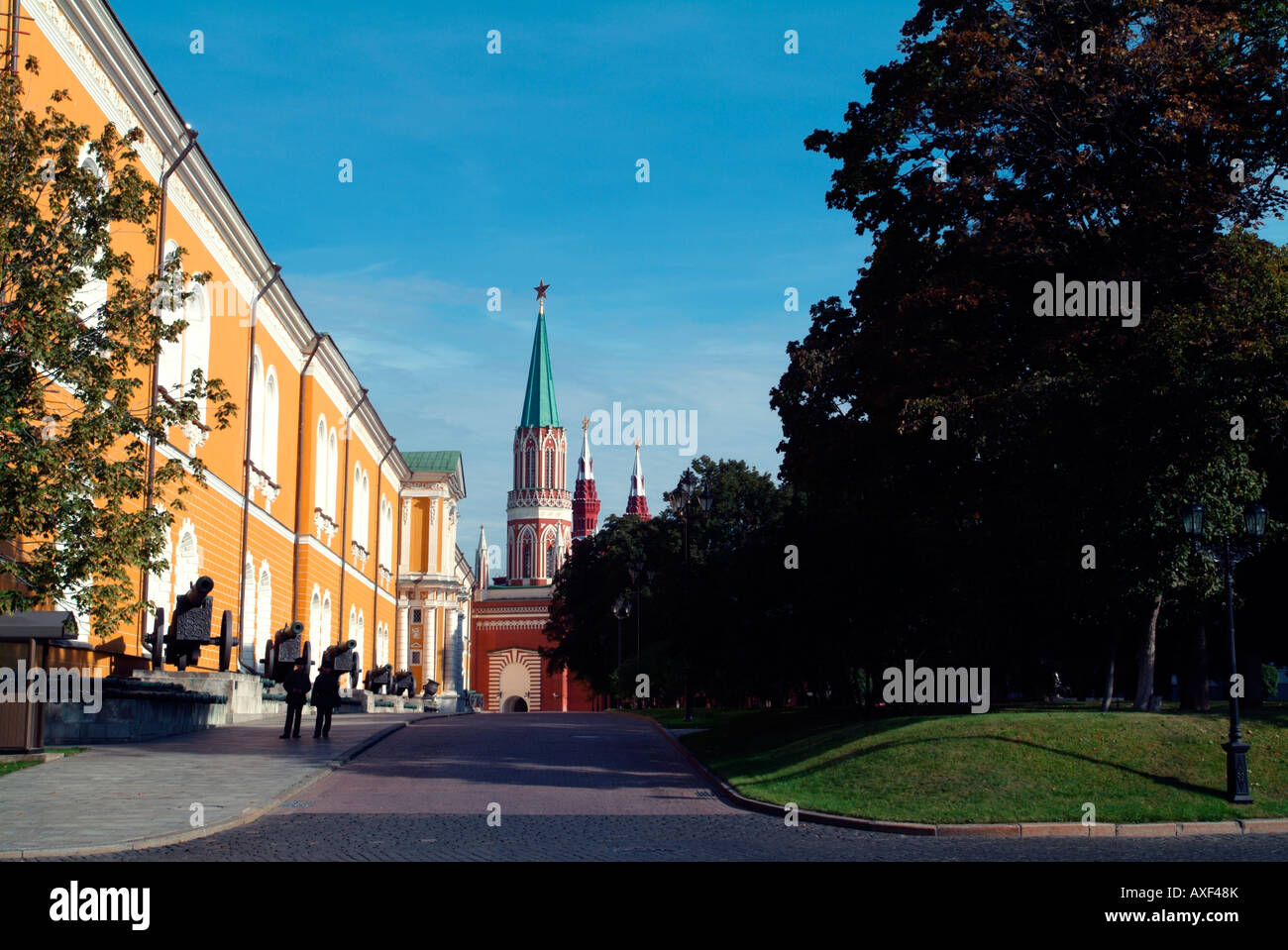 Tourists inside the kremlin with blue sky Stock Photo - Alamy