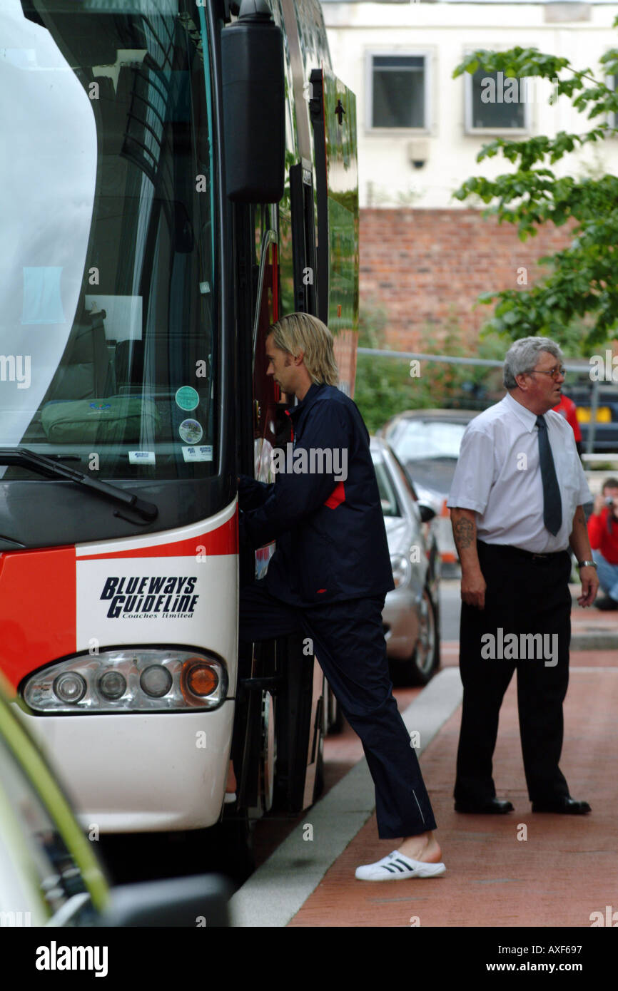 Ian walker football hi-res stock photography and images - Alamy