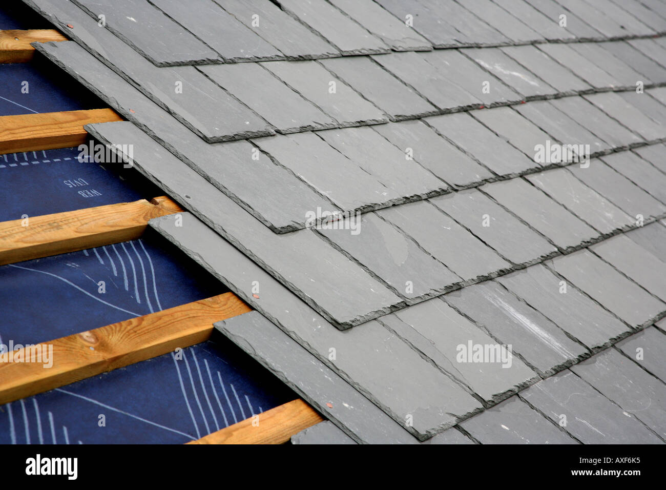 Joint slate roof hi-res stock photography and images - Alamy