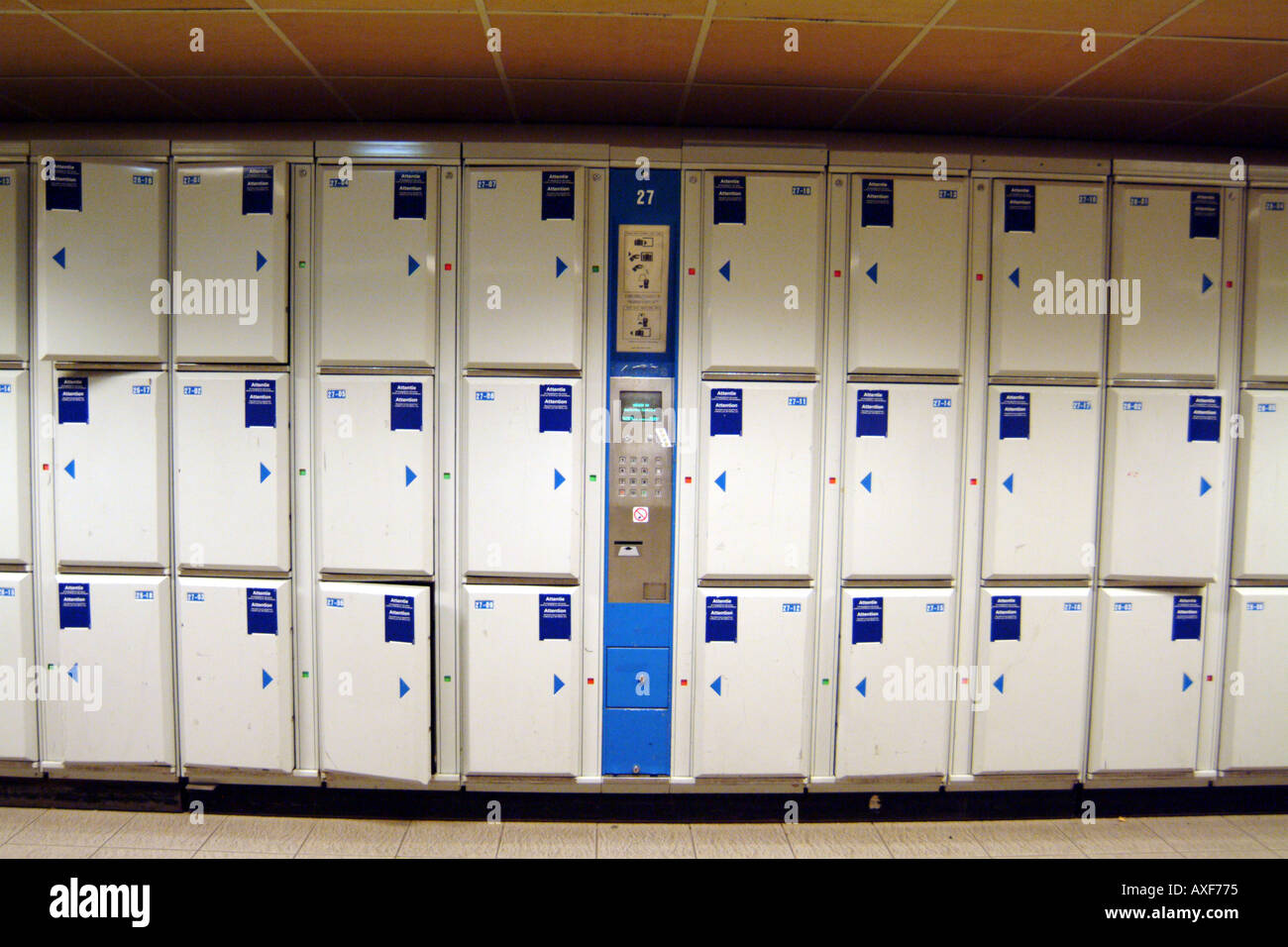 Lockers at central station hi-res stock photography and images - Alamy