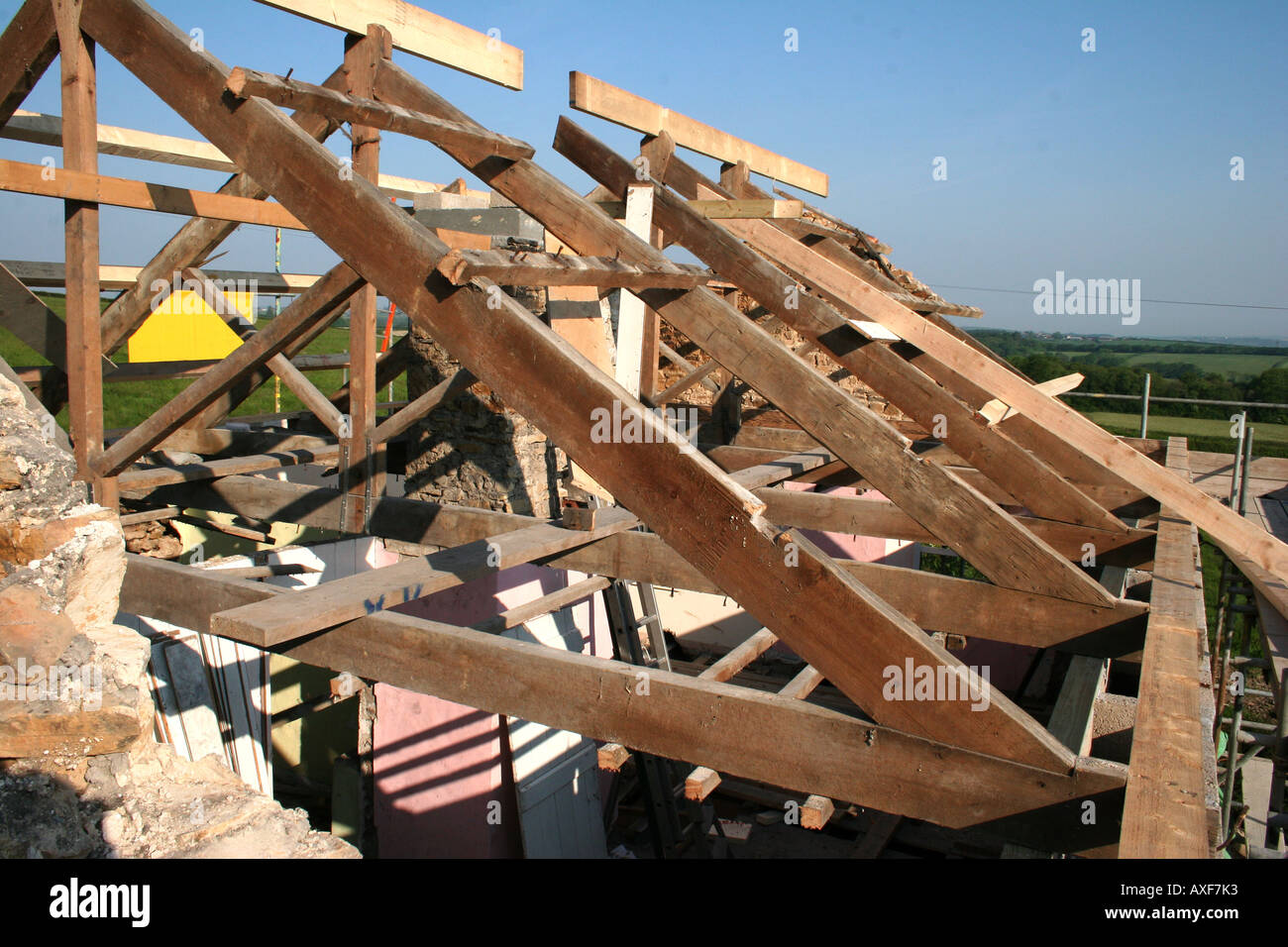 Joint slate roof hi-res stock photography and images - Alamy
