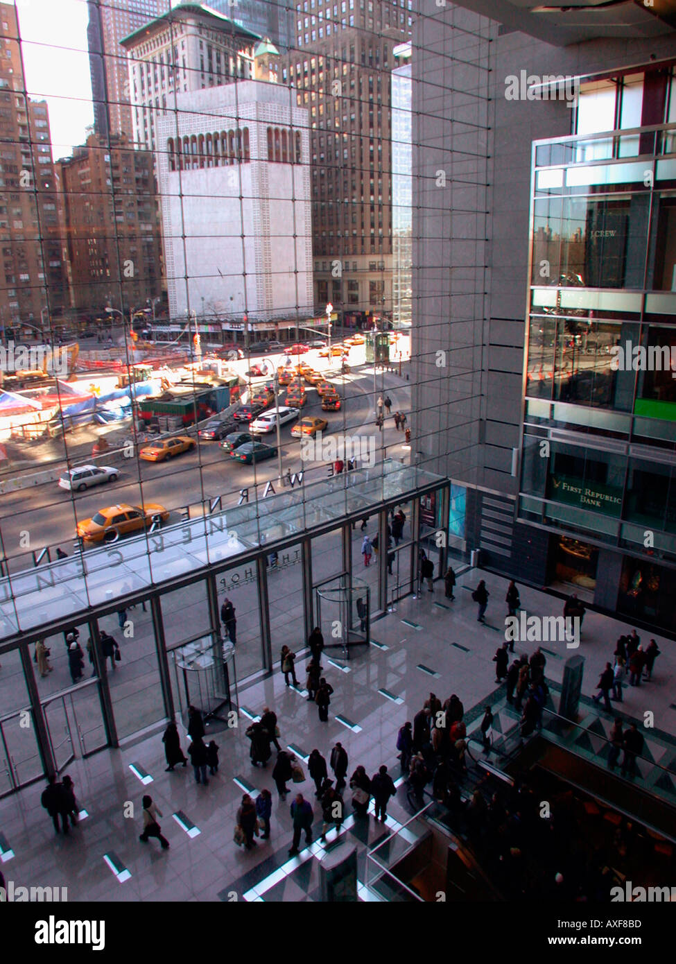 Aol time warner center new york city hi-res stock photography and ...