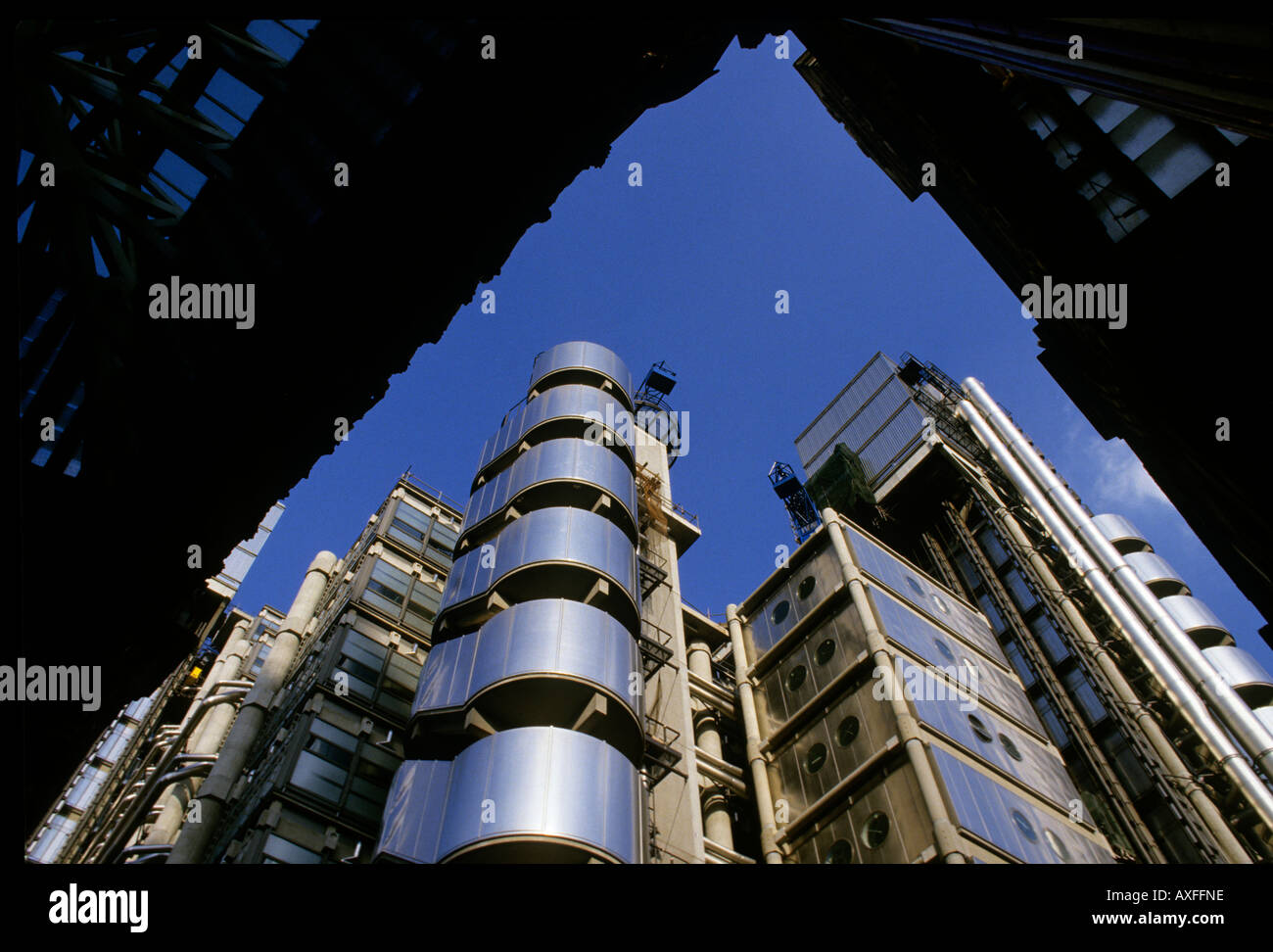 The m london building hi-res stock photography and images - Alamy