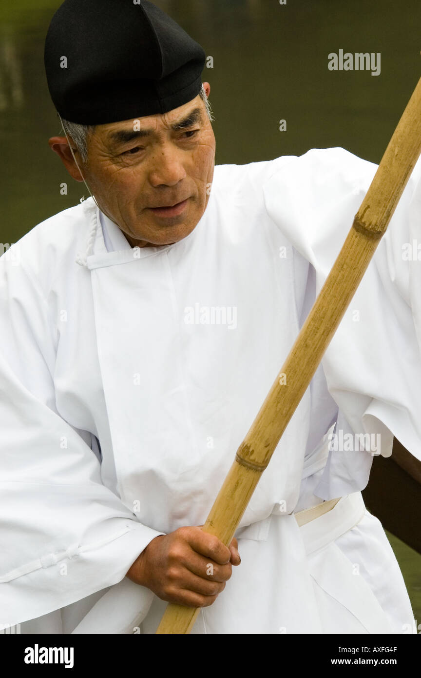 Tourist heian costume hi-res stock photography and images - Alamy