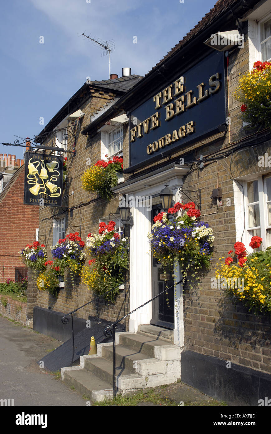 Five bells pub hi-res stock photography and images - Alamy