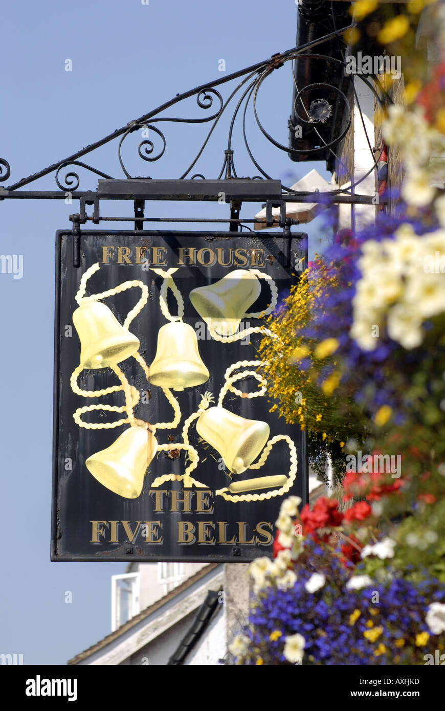 Five bells public house hi-res stock photography and images - Alamy