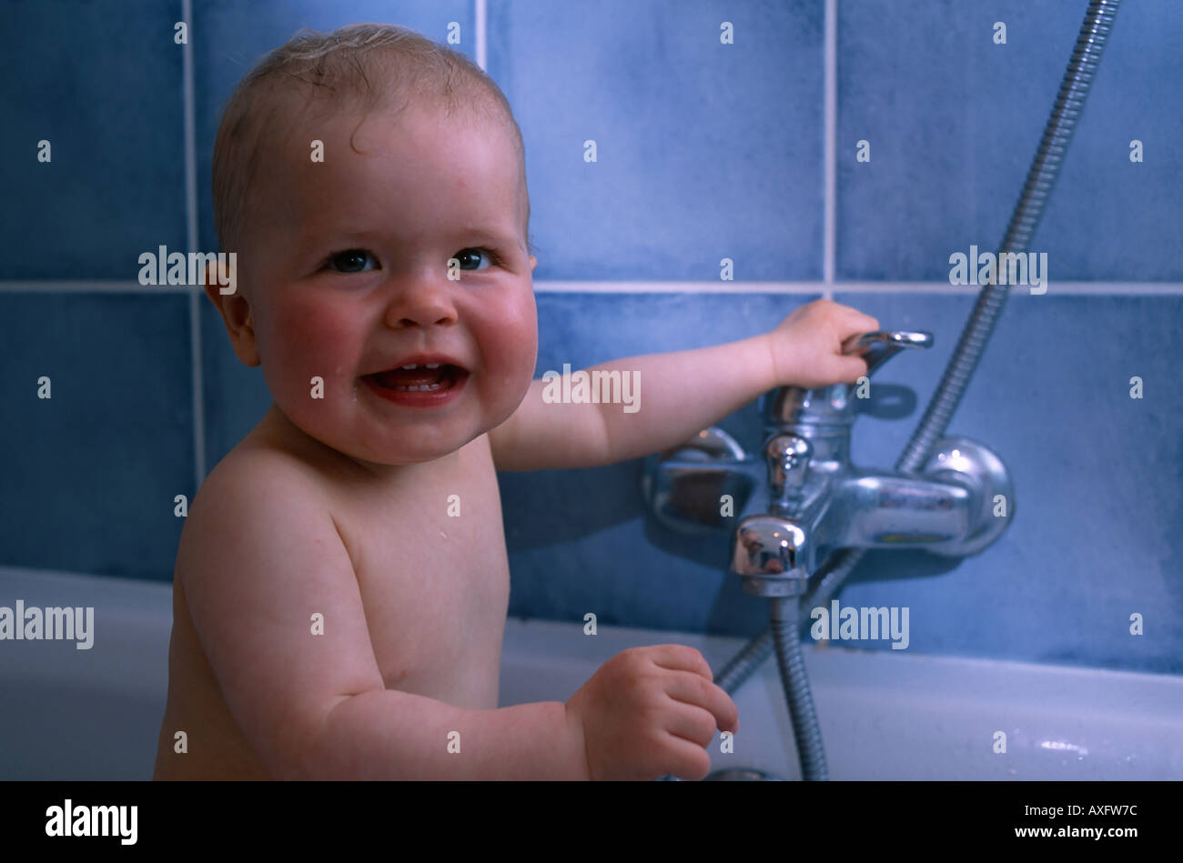 Sit pout hi-res stock photography and images - Alamy