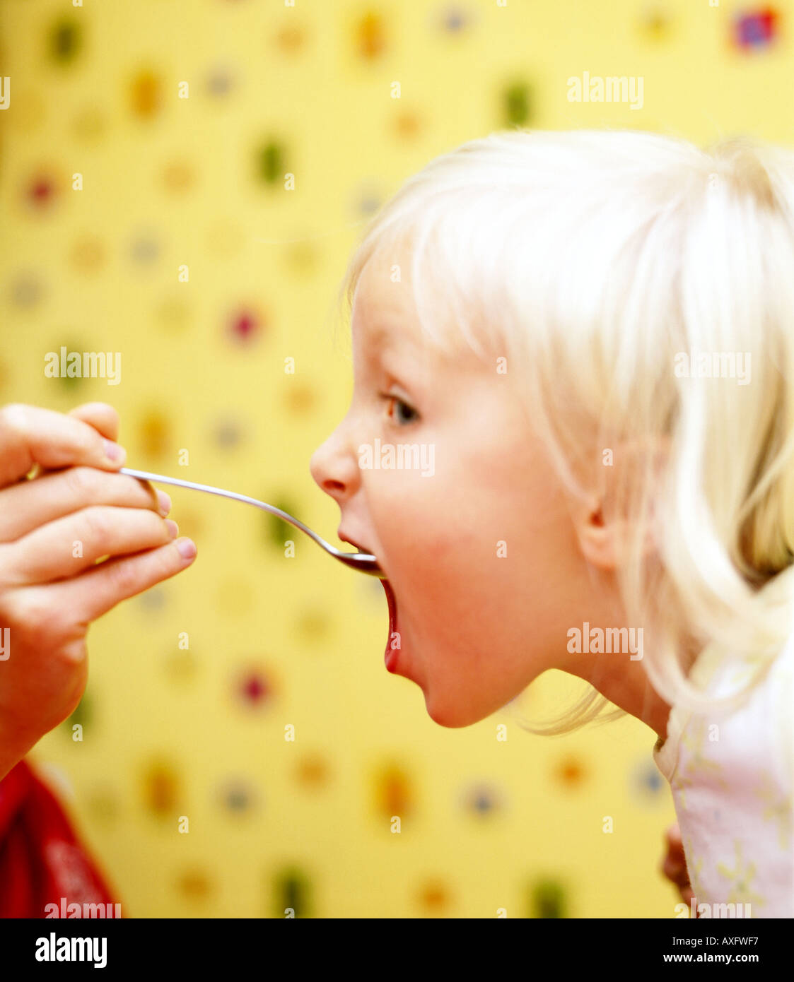 Profile fragment hi-res stock photography and images - Alamy