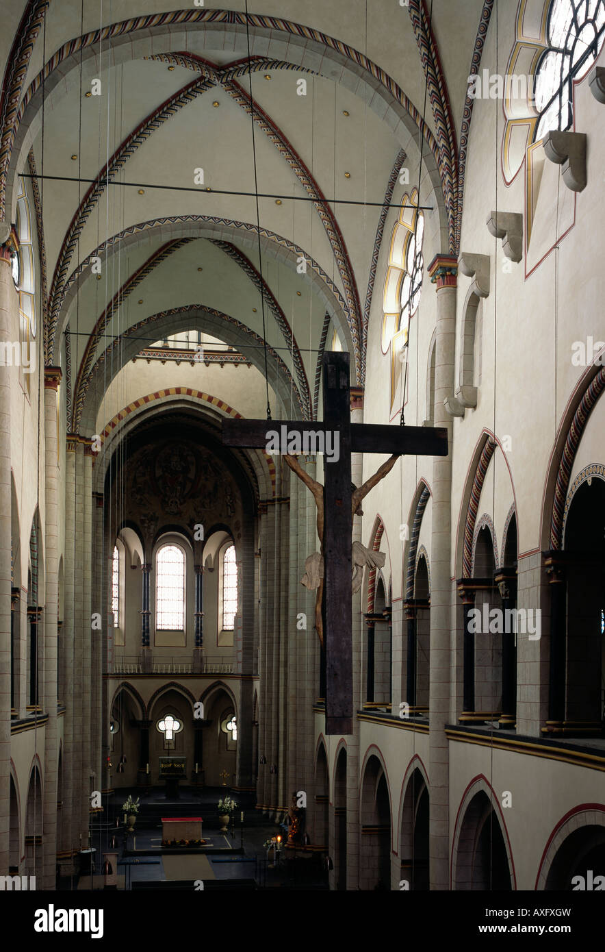 Neuss, Damenstiftskirche St. Quirinus, Blick von der Orgelempore nach ...