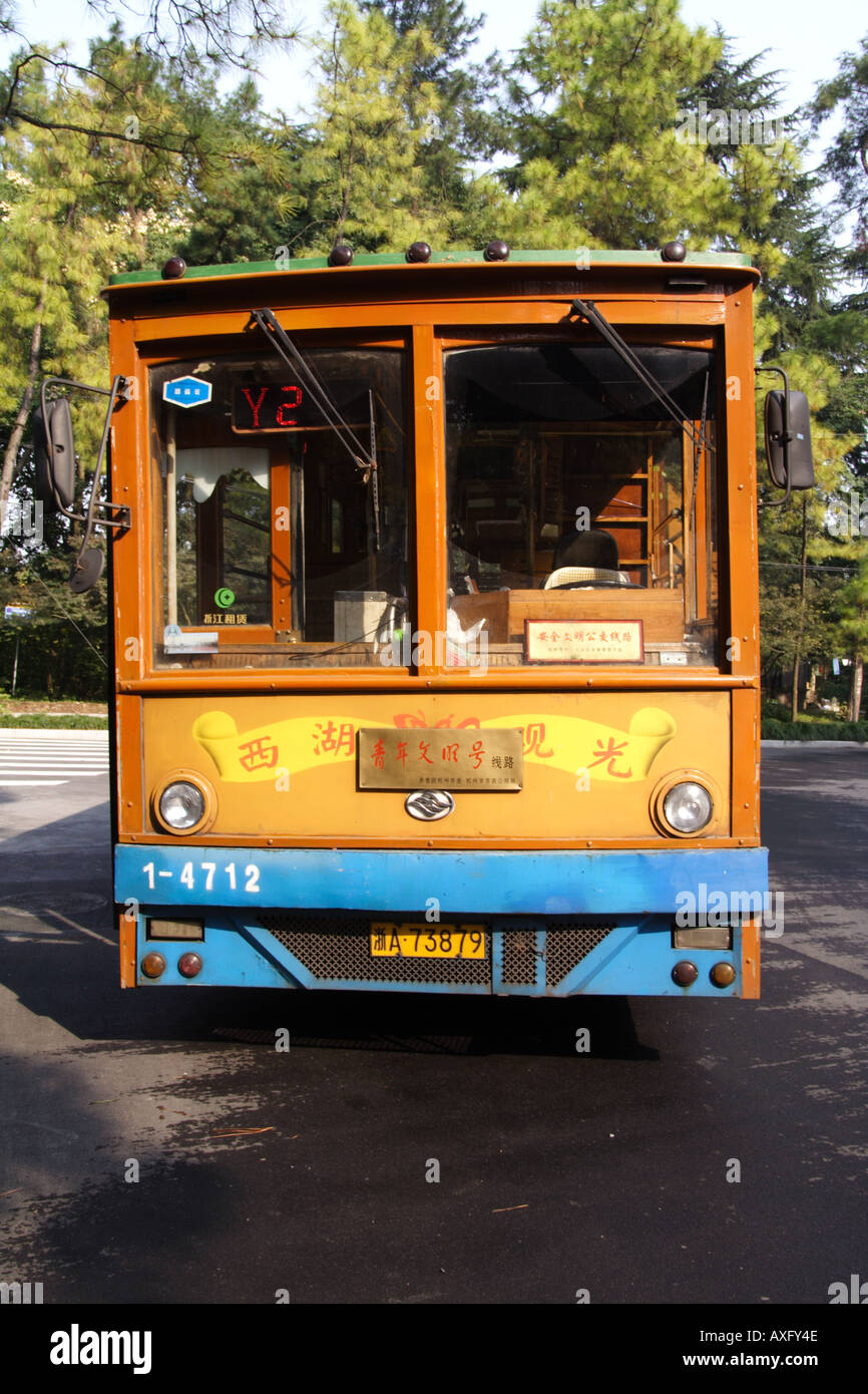 China hangzhou bus hi-res stock photography and images - Alamy