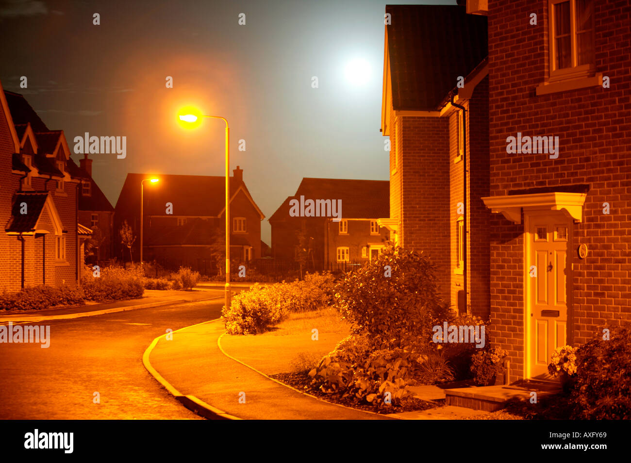 Rooves and full moon hi-res stock photography and images - Alamy