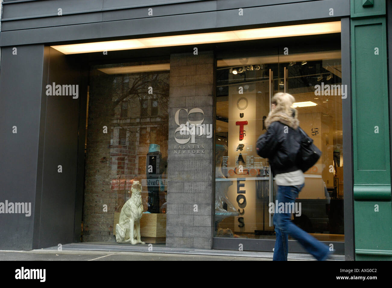 Barney building hi-res stock photography and images - Alamy