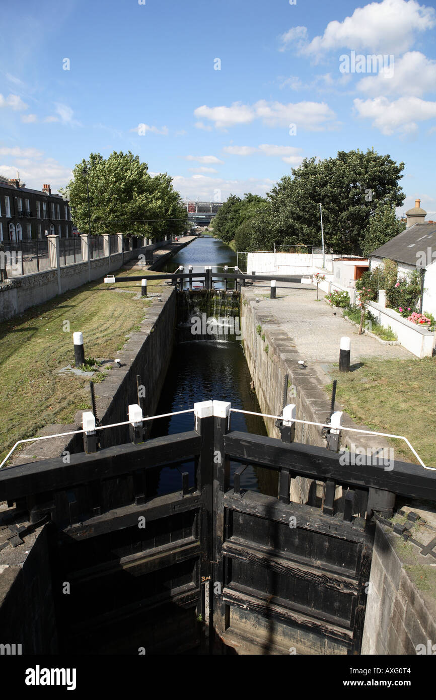 Newcomen bridge hi-res stock photography and images - Alamy