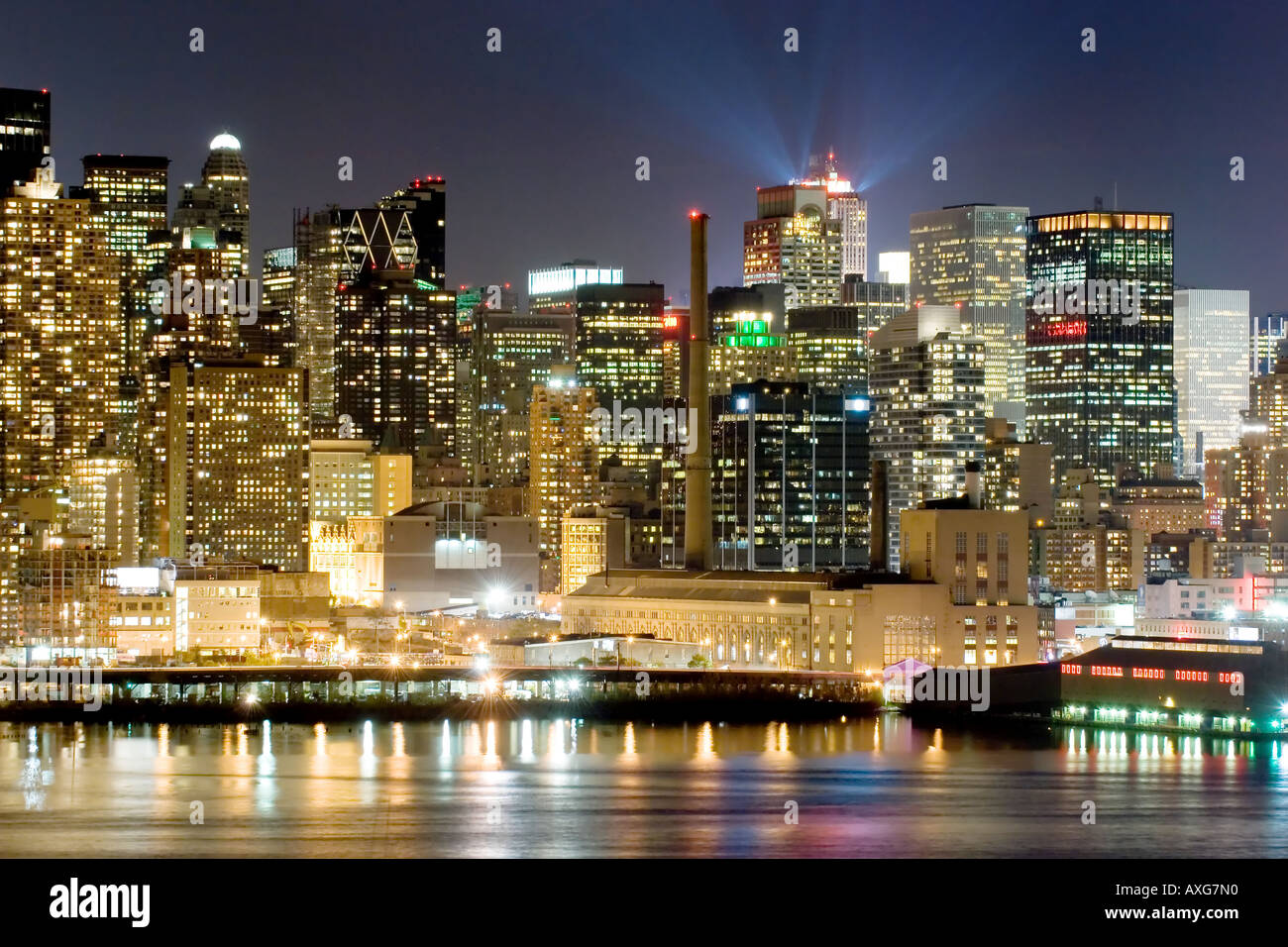West side piers new york hi-res stock photography and images - Alamy
