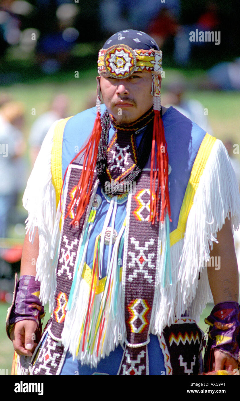 American indian chippewa tribal pow hi-res stock photography and images ...