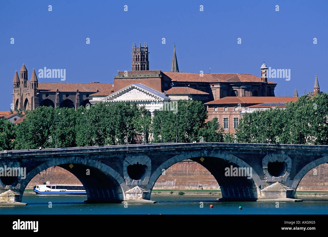 PONT NEUF BRIDGE 16th Century OVER GARONNE RIVER TOULOUSE MIDI-PYRENEES ...